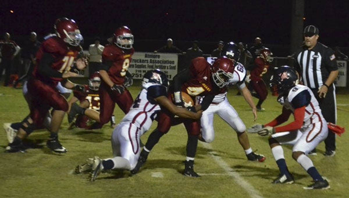 Bessemer tops Cougars, 32-14