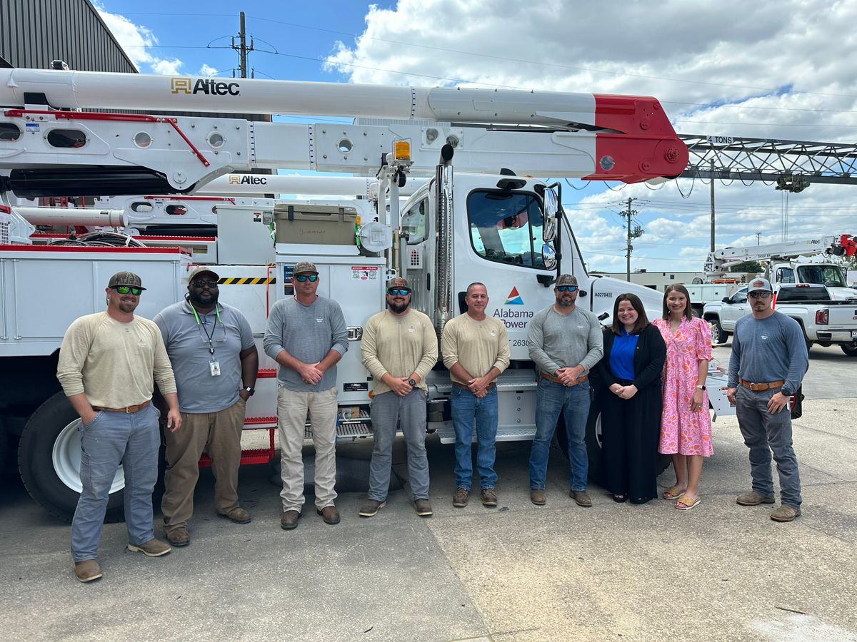 Atmore chamber thanks Alabama Power linemen for National Lin...