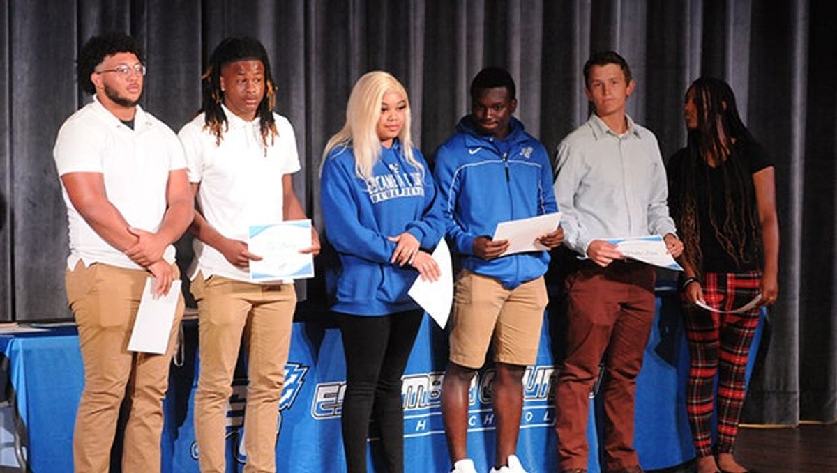 ECHS holds underclassmen awards day