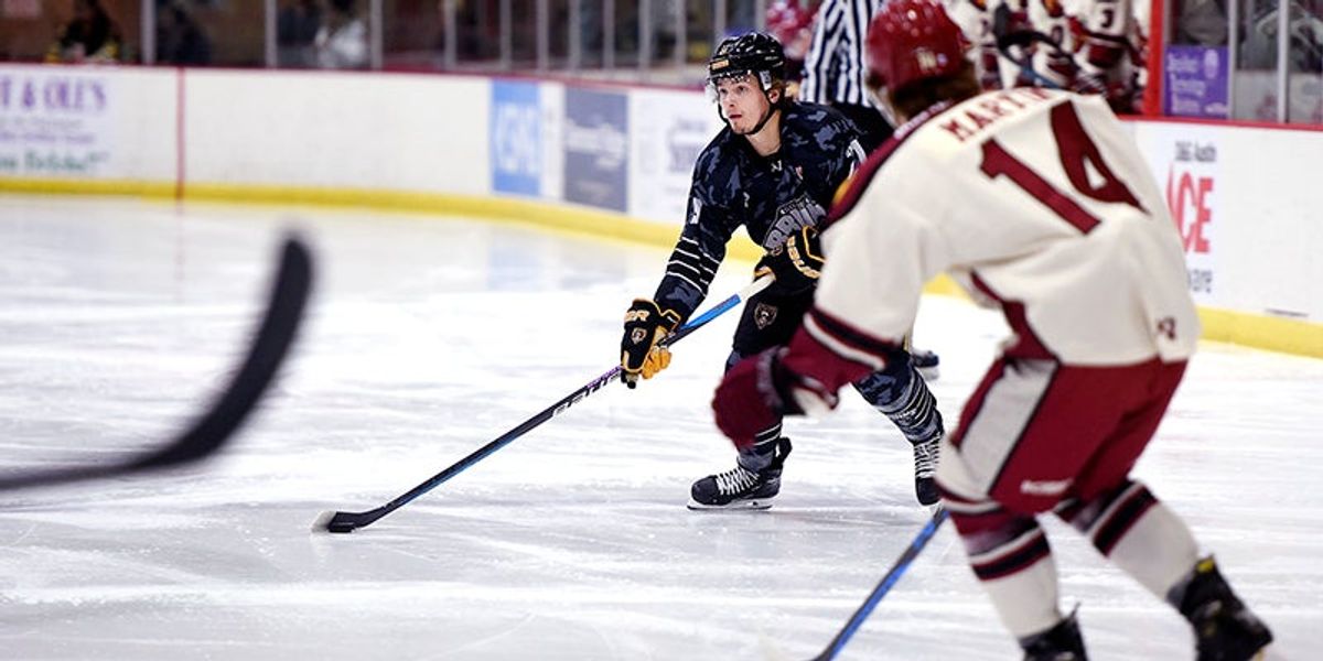 Malinski named defenseman of the month