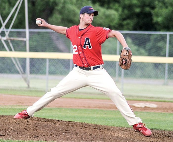 Raso's 4 RBIs and Gibson's RBI lift Hounds over Chaska