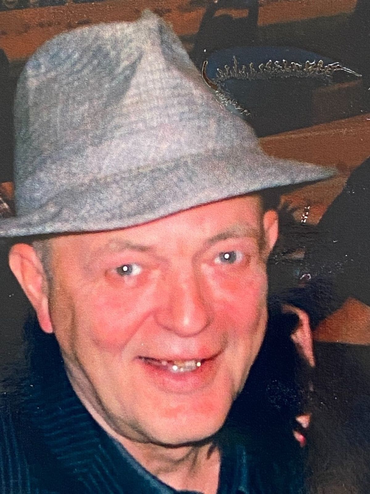 Steven Thompson, 77