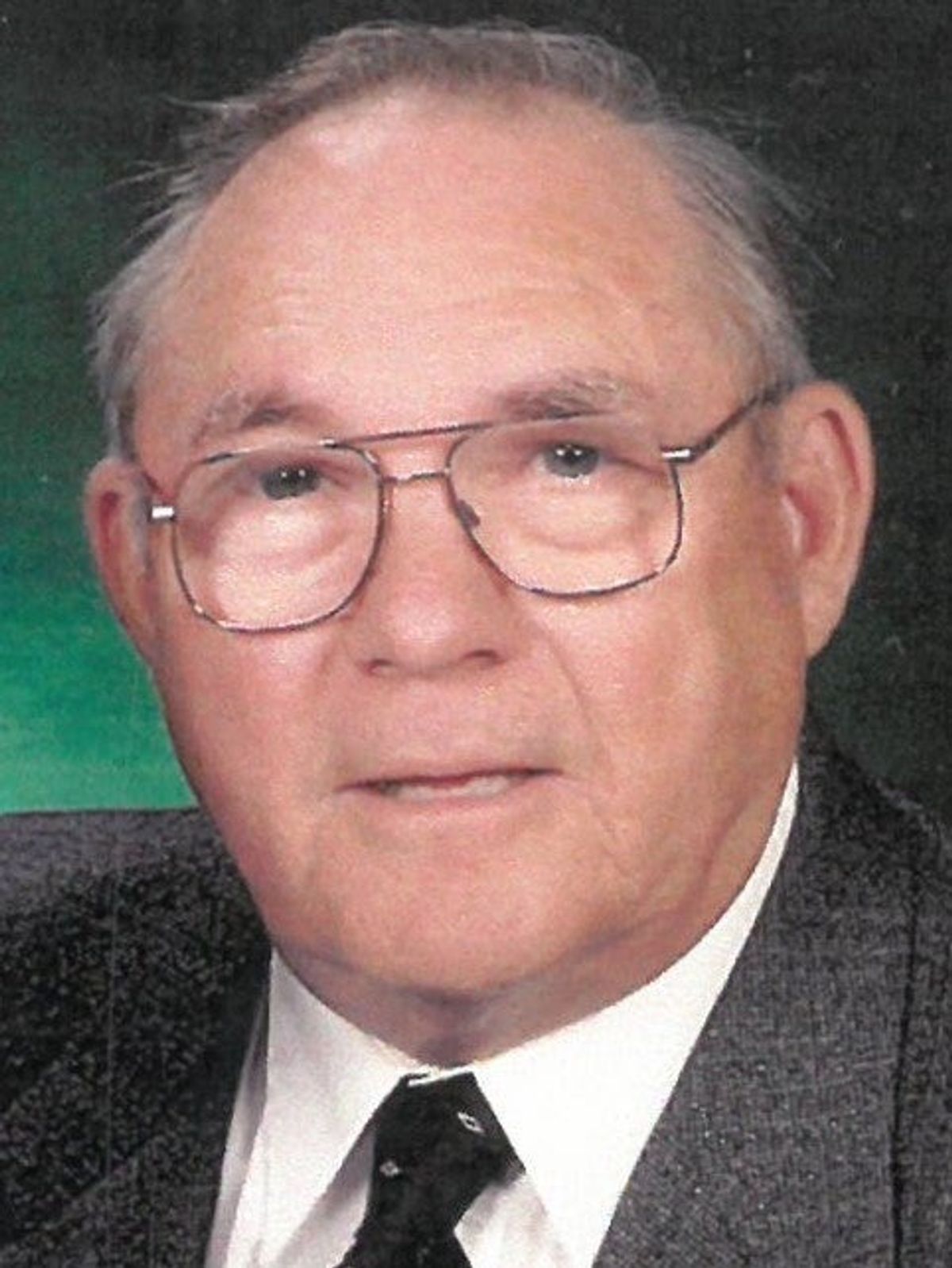 Kenneth E. Greenlee, 90