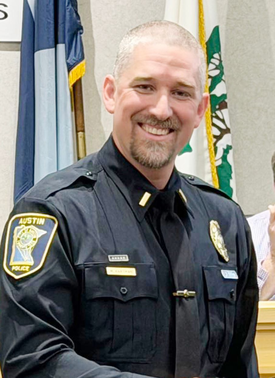 Lt. Michael Hartman named as incoming police chief