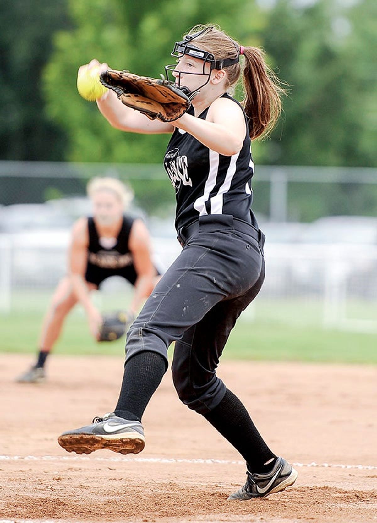 Austin U18 softball team splits with Blooming Prairie-New Richland
