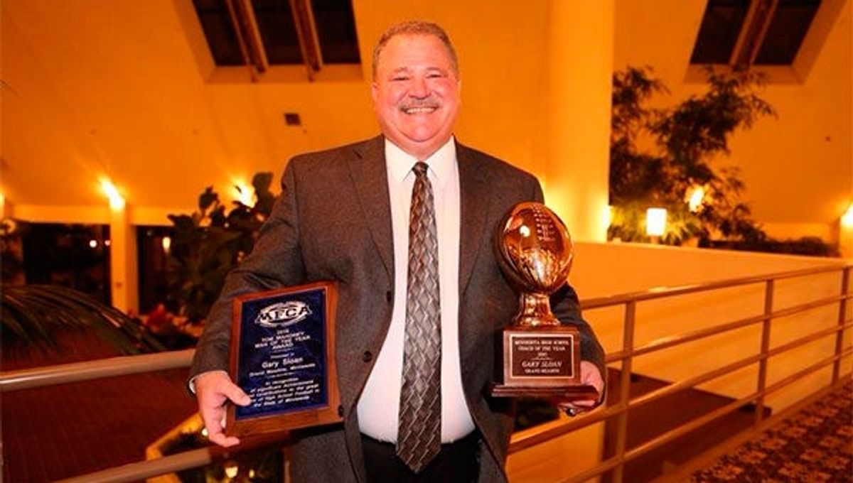 GM's Sloan named 2015 Coach of the Year