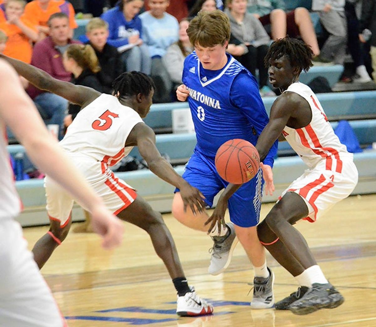 Packer boys take down Huskies
