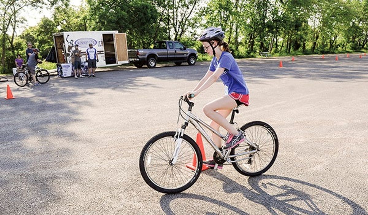 Austin bike team sets up tryout for riders; Bicyclists get f...