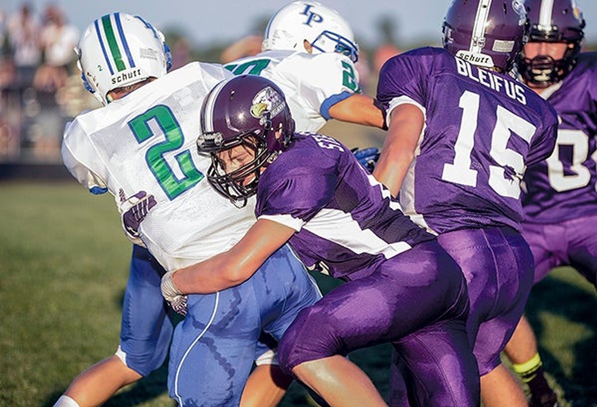 Superlarks top Lyle-Pacelli football team