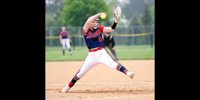Austin's Squier sprints her way to a walk-off win over AL