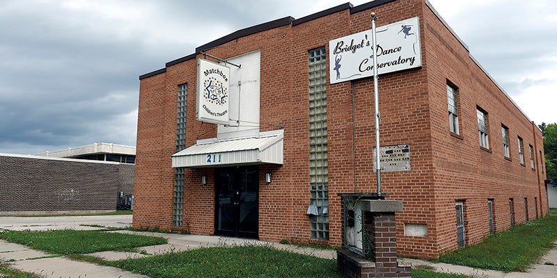 City Council takes first look at warming center