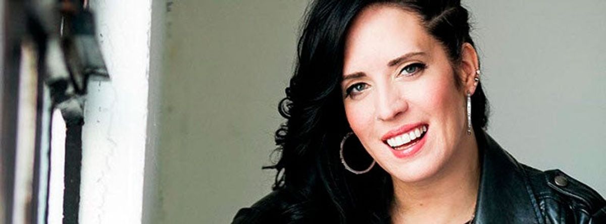 Singer seeks to inspire Austin students; Ellis, Holton students to hea...