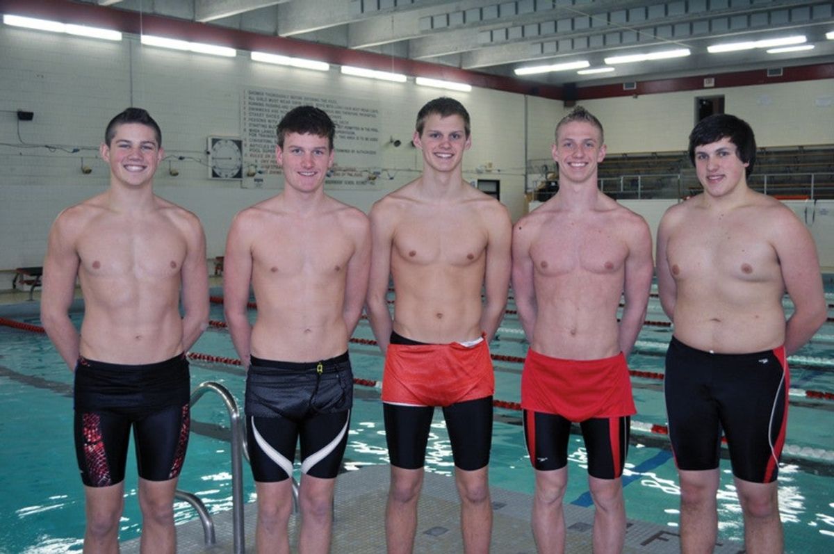 Swimming: Packers are stepping up as a team