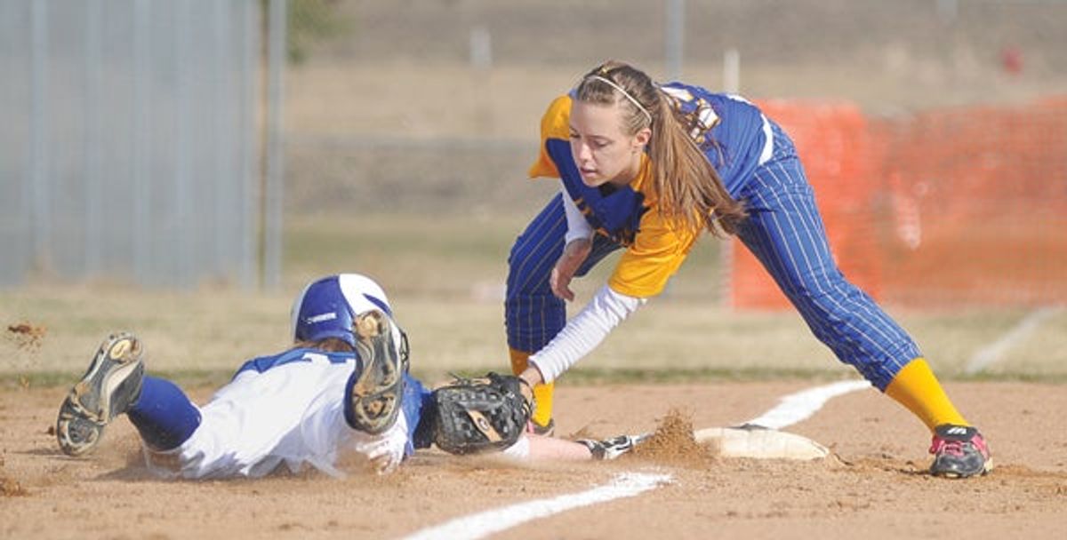 Hayfield can't shake off rust