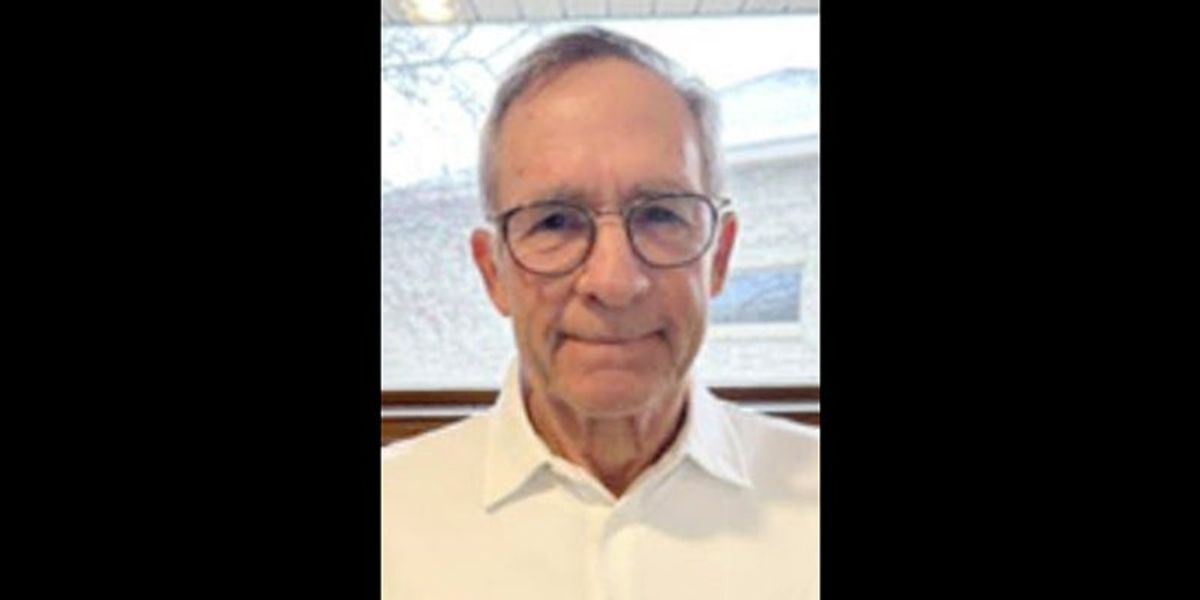 APS welcomes David Bahr as new head girls soccer coach