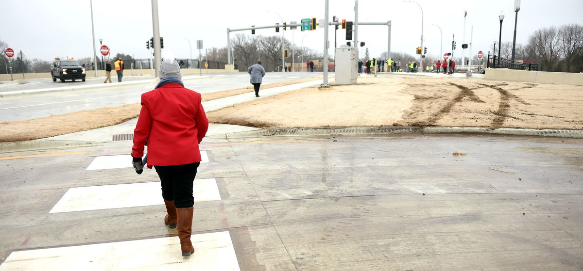 'Let's go shopping:' City celebrates the reopening of Fourth Street NW...
