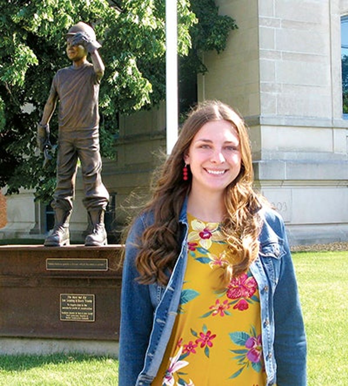 Mason City construction company hires Hayfield grad Savanna Cordle