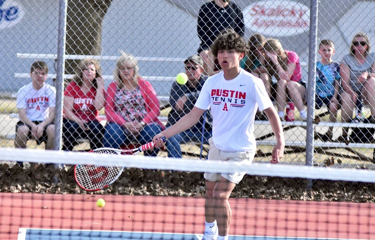 Packer tennis team wins three singles matches, but drops match to Wino...
