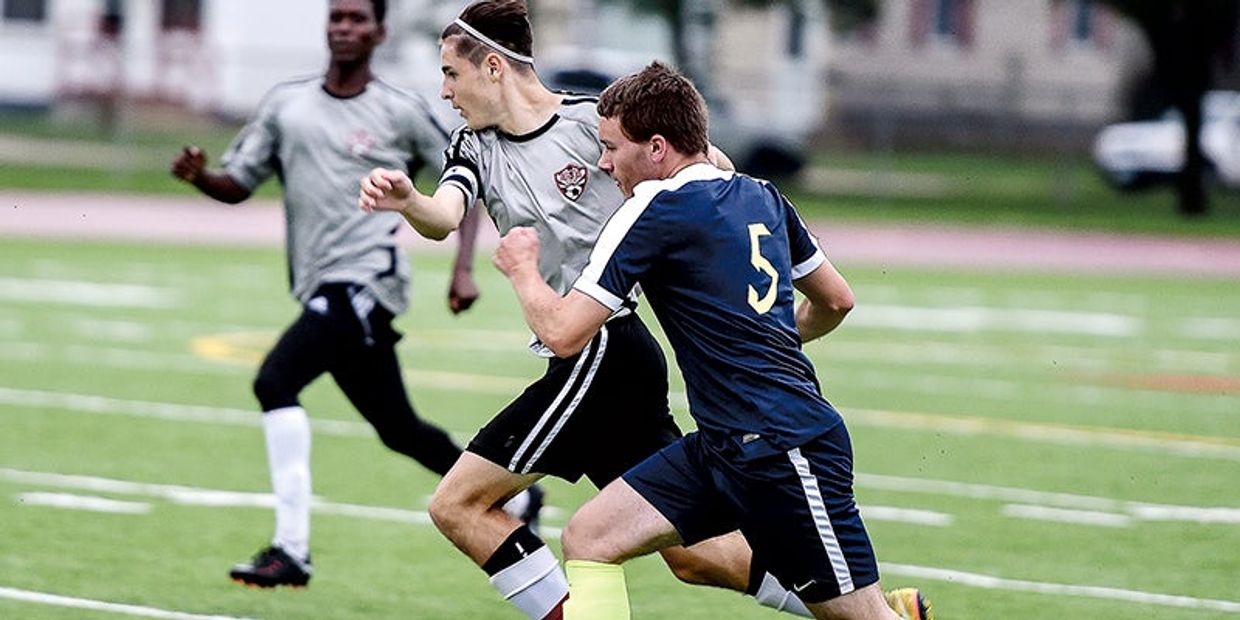 Austin U18 boys power past Thunder