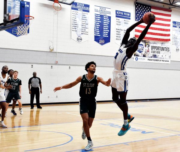 Riverland Resurgence: Blue Devil men's and women's basketball teams ar...