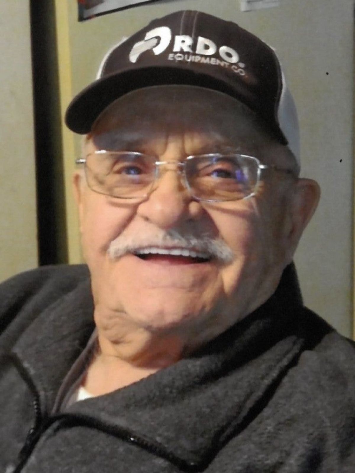 Robert "Bob" E. Hatfield, 86
