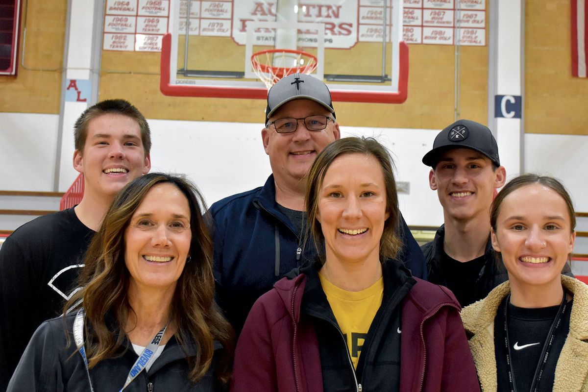 25 years of ball: Hebrink family has had a player on a varsity basketb...