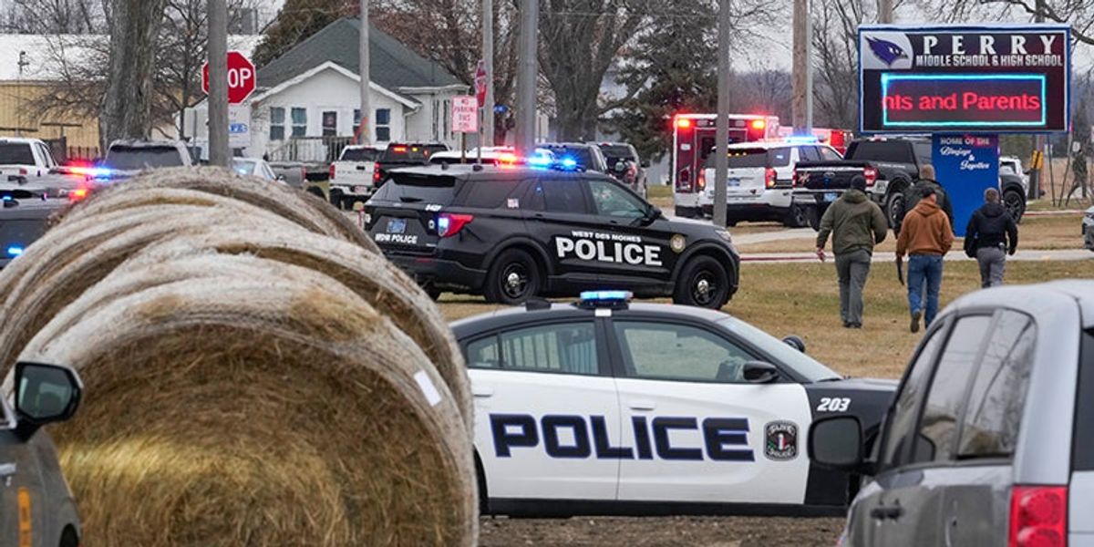 Update: Police say multiple people have been shot at a high school in ...