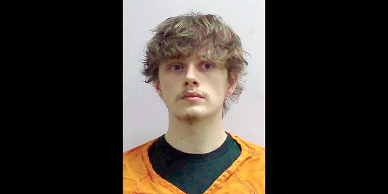 Man agrees to plea deal for violating protection order, no c...