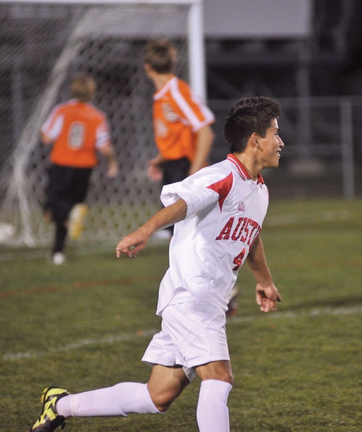 Boys soccer: Packers defense holds strong in tie with Como P...