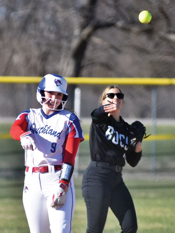 Weis returns to form as Rebels squeak past Bucs