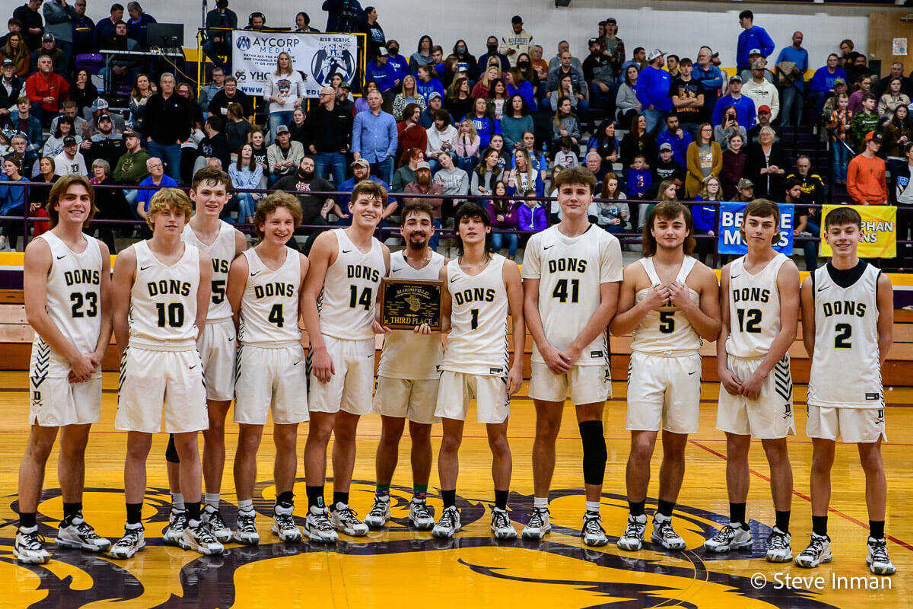 Dons Bring Home Third-Place Trophy From Bloomfield