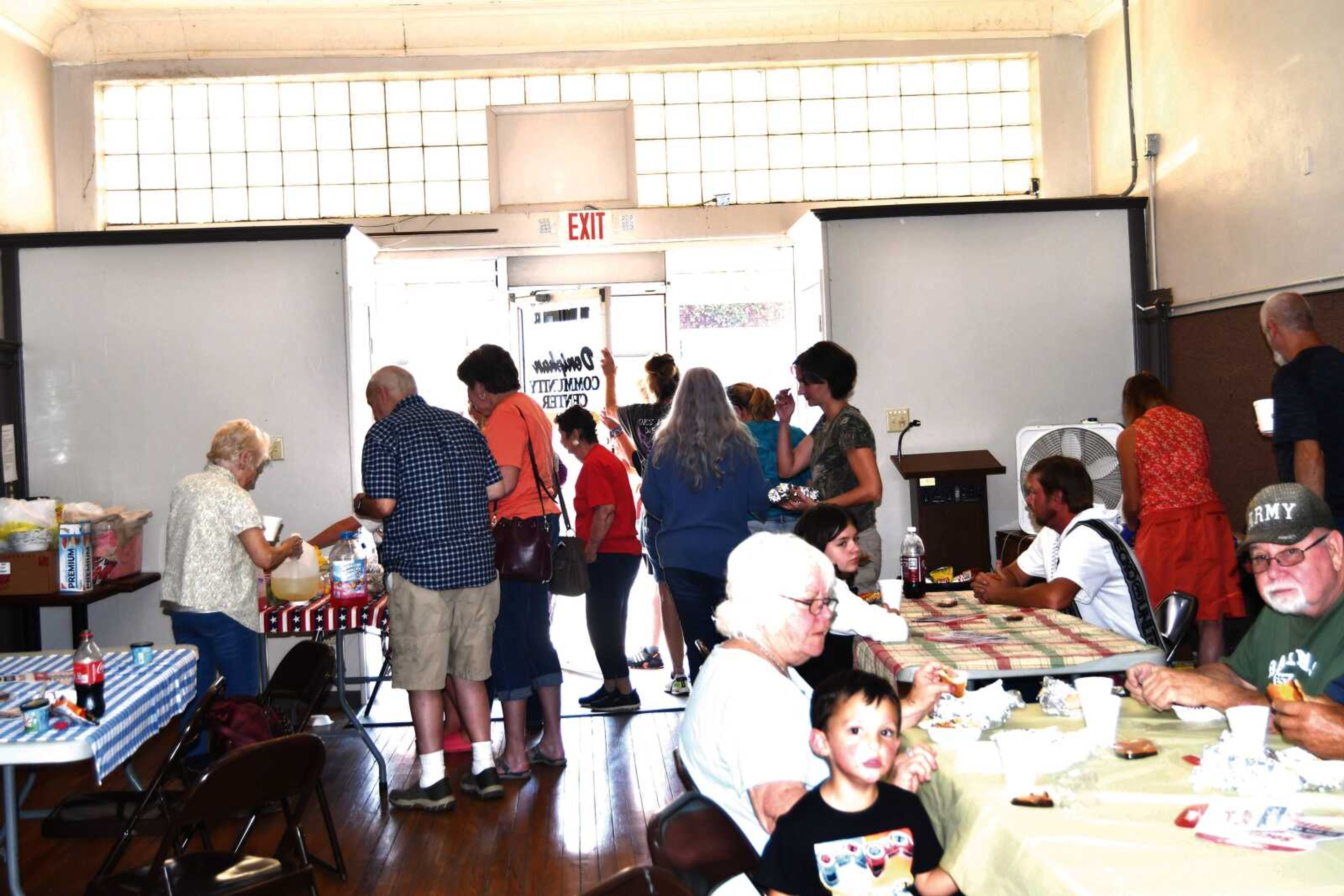 Good Neighbor Week Ends With Final Picnic On The Square