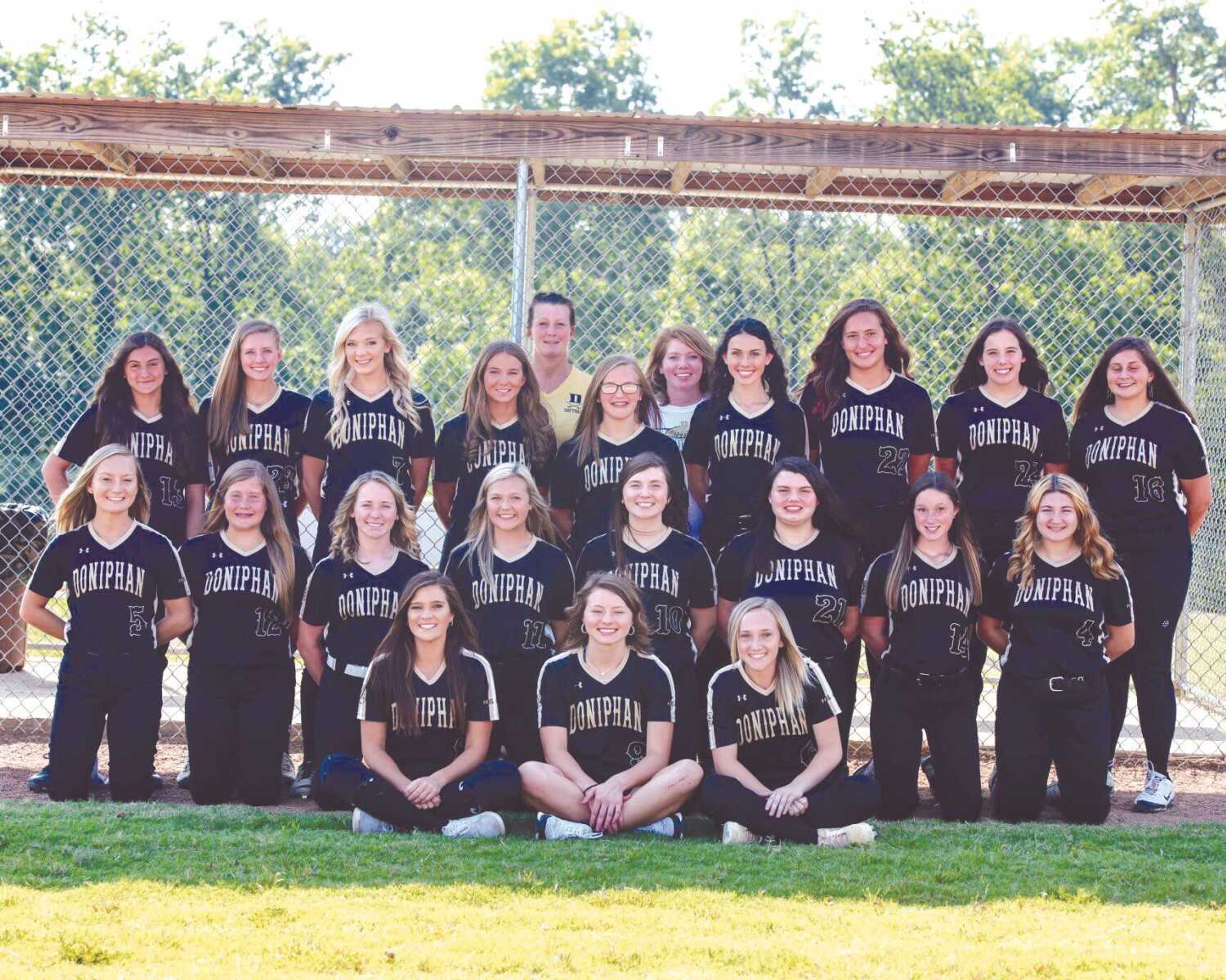 Softball Donettes Set To Open Season Aug. 28