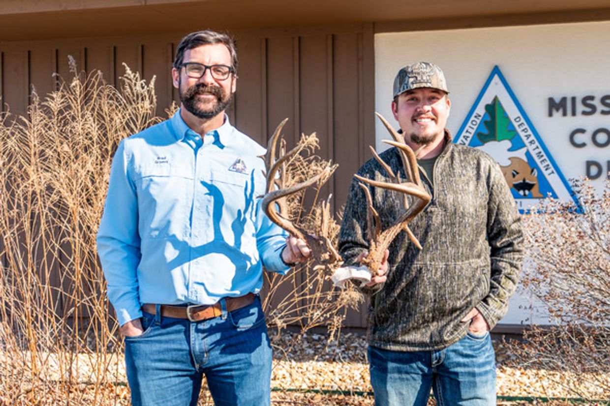 Lawrence County man shares experience hunting atypical buck ‘Cactus Ja...