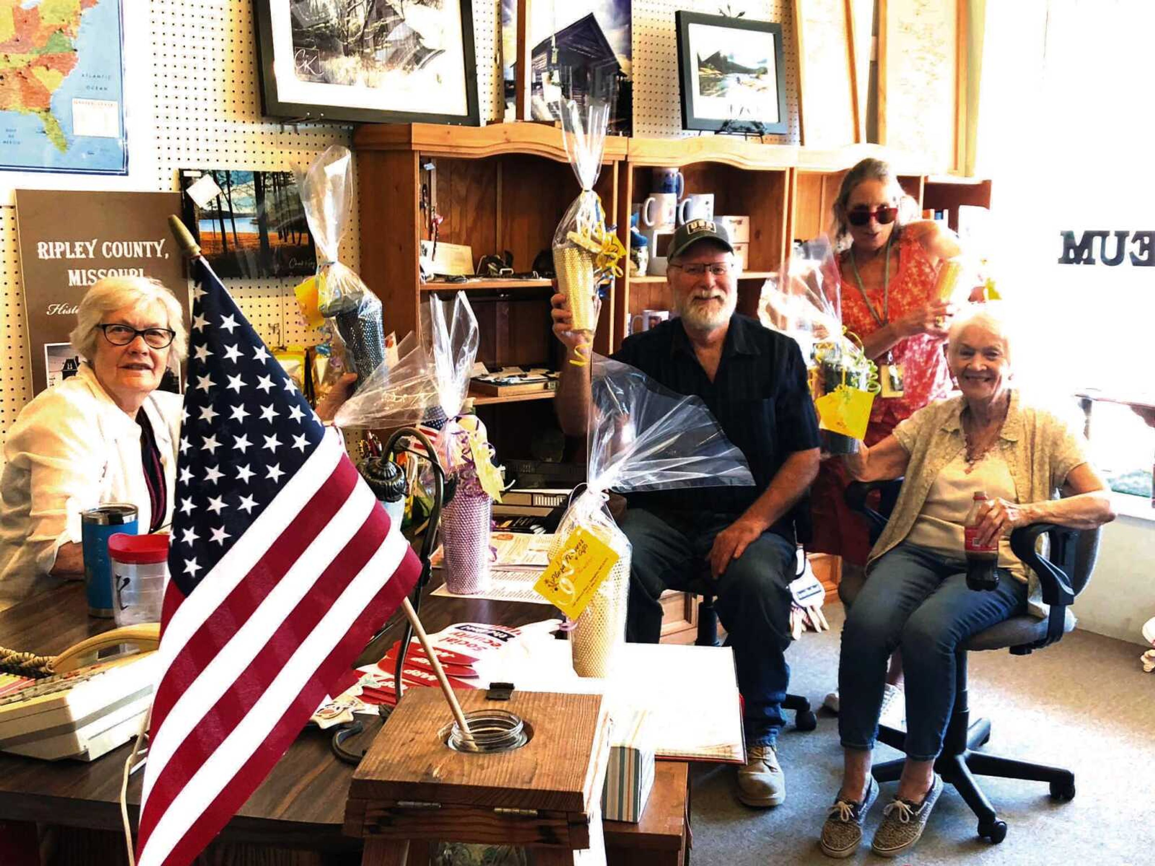 Good Neighbor Week Ends With Final Picnic On The Square