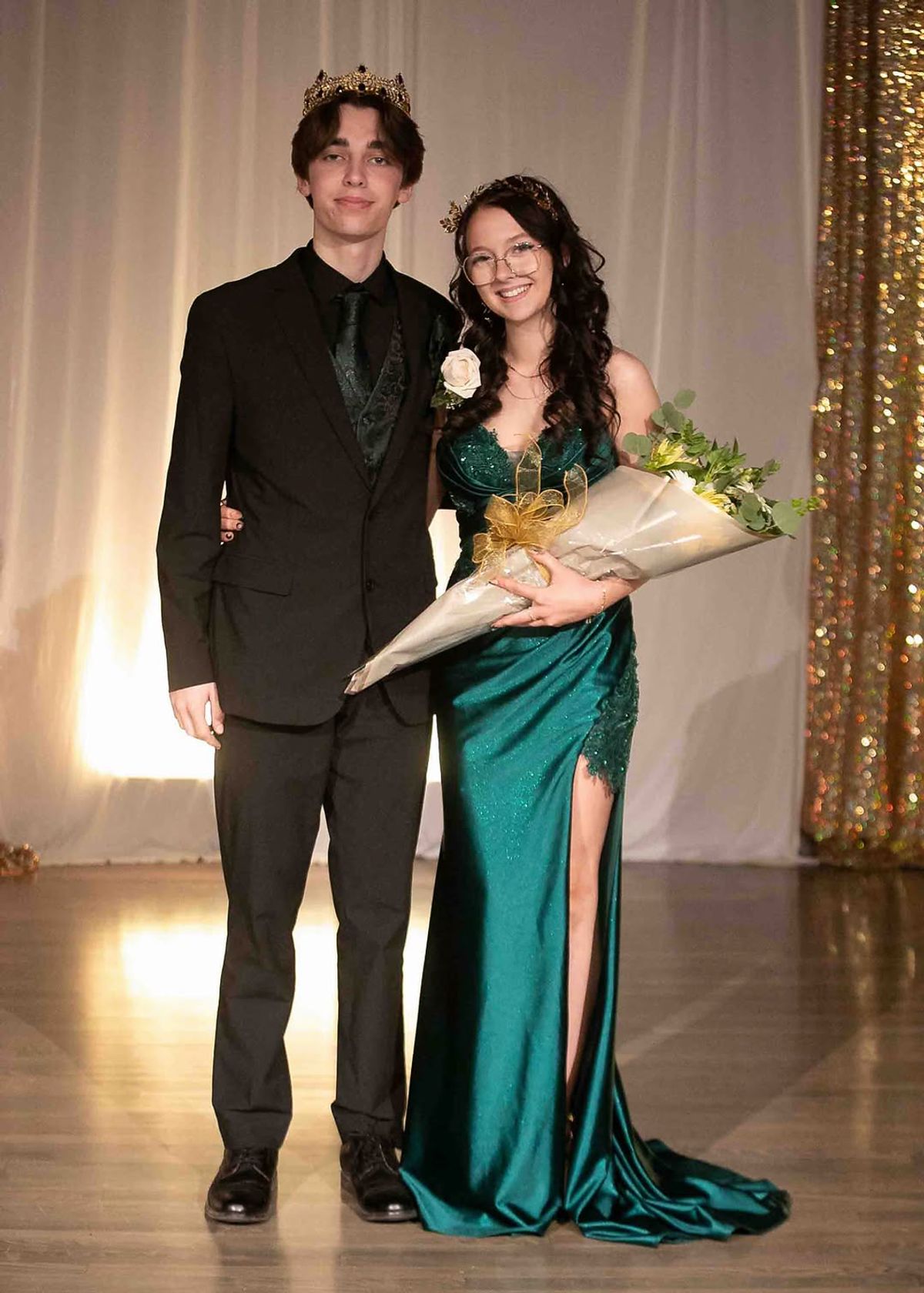 Nathan Christian and Lily Sherman crowned as 2025 prom royalty at Doni...