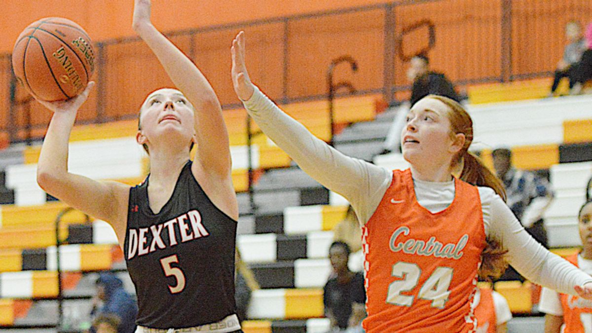 Cape Central edges Lady Bearcats in OT