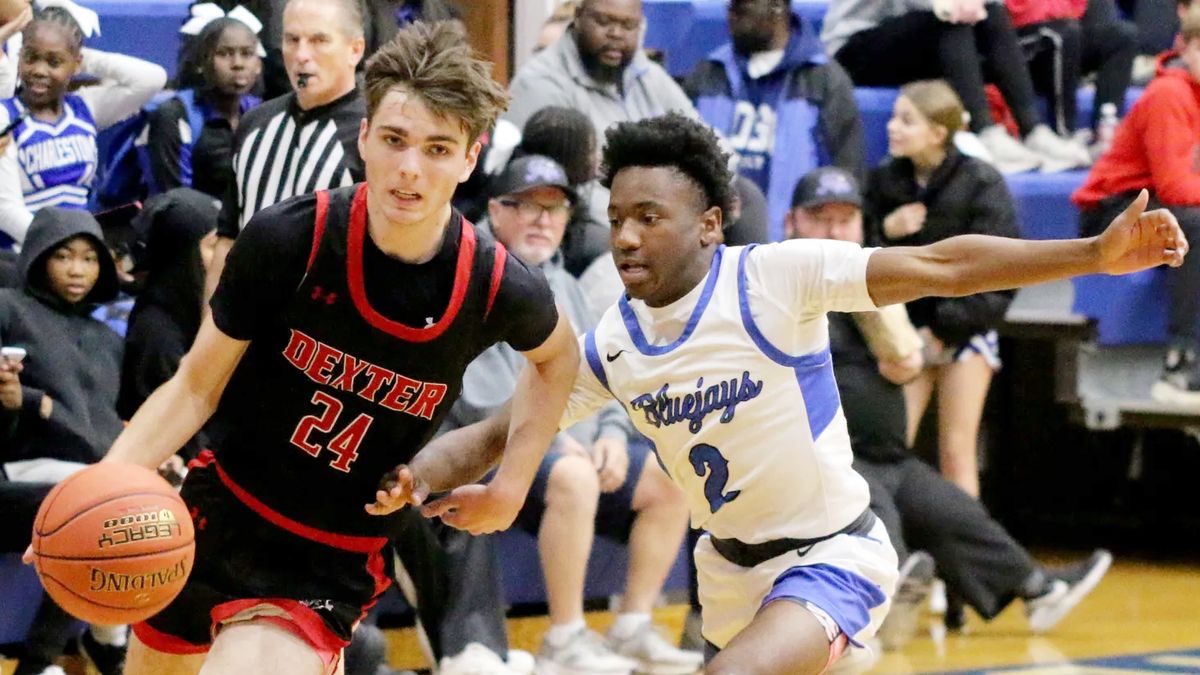 Bearcats get first win, get past Malden