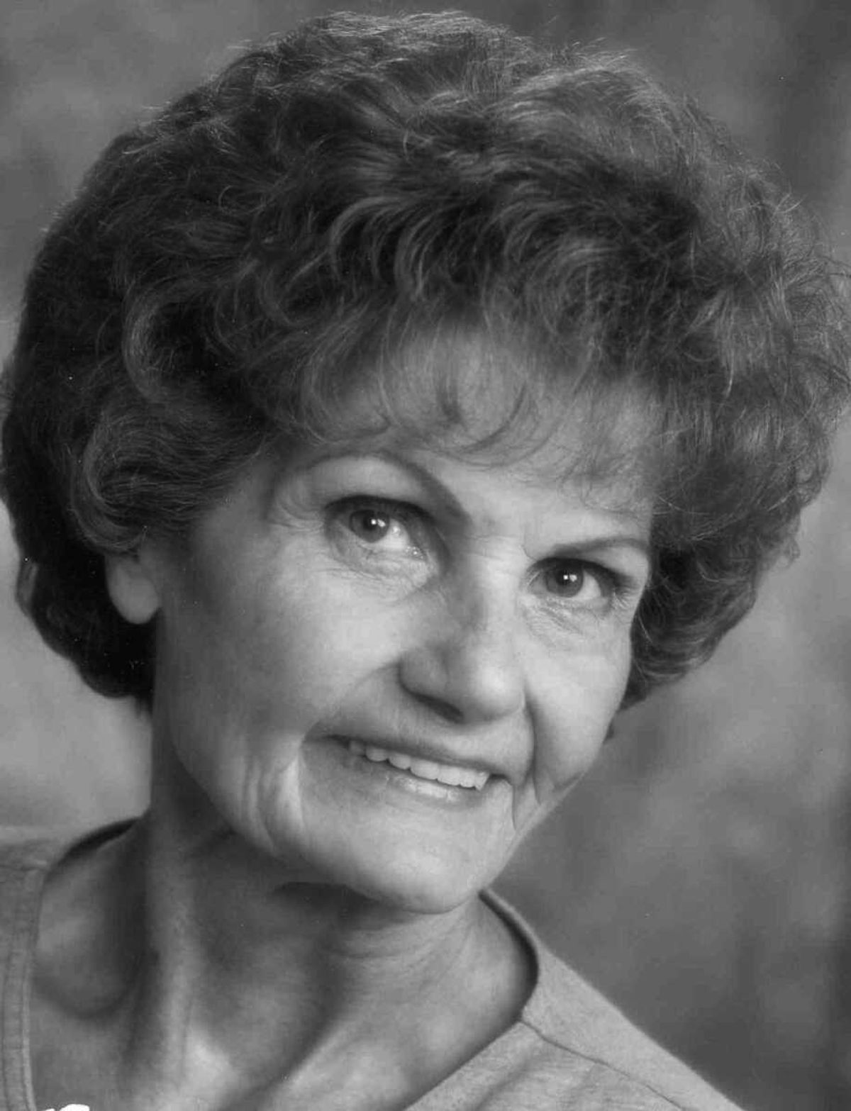 Sylvia Lou Maddox Hurst