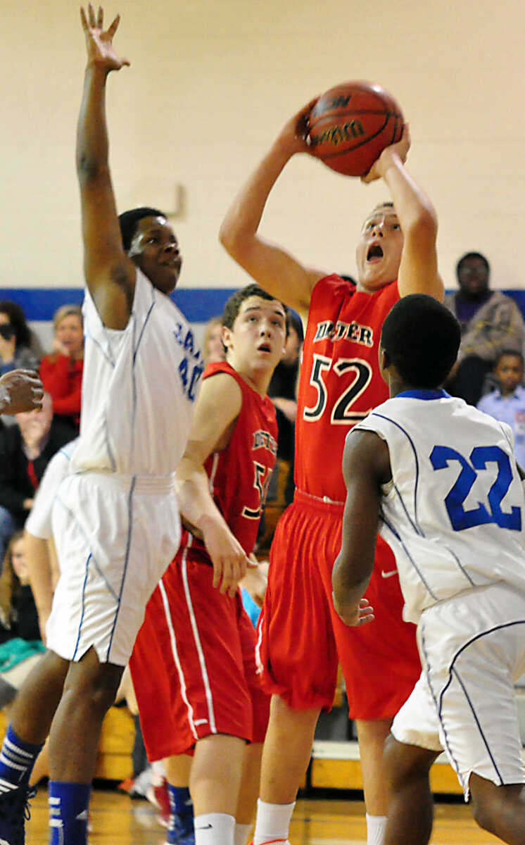 Dexter M.S. boys sweep Charleston in final basketball games of 2013 se...