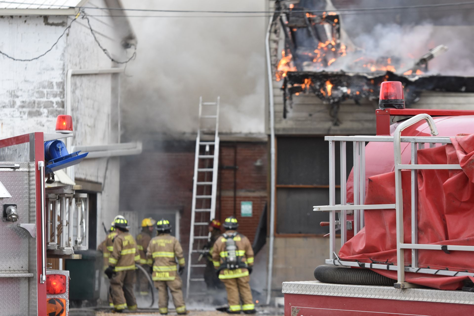 Puxico fire: Photos show another fire department on scene