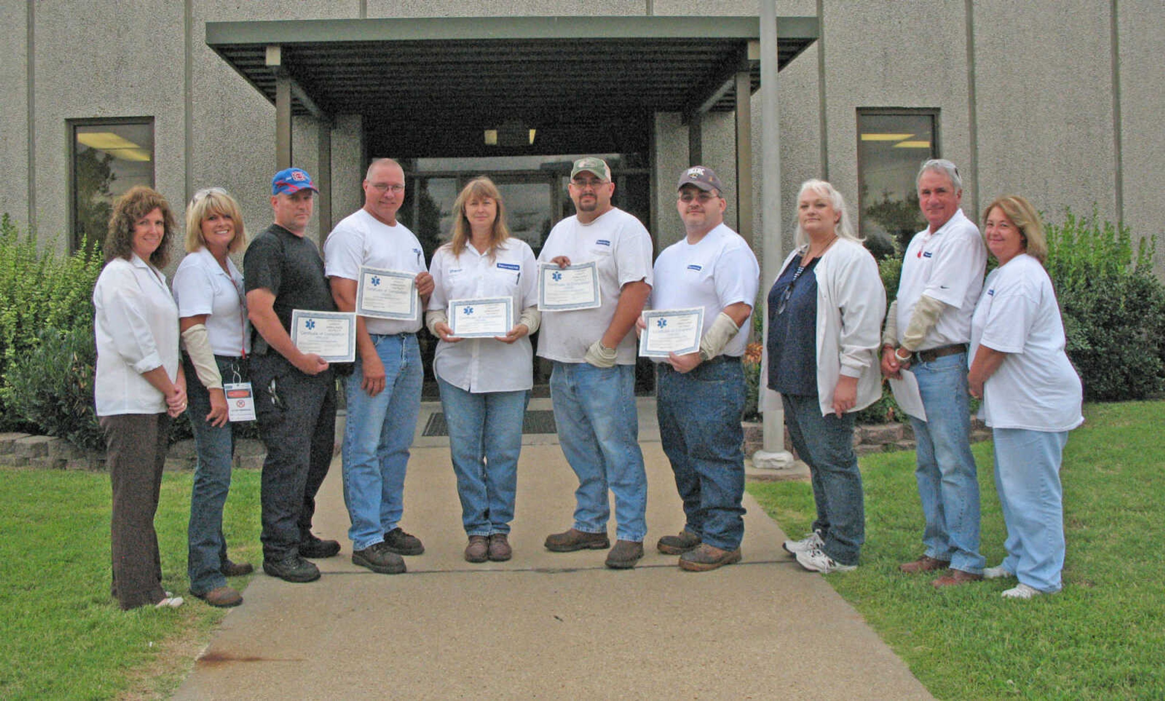 Faurecia employees receive certificates