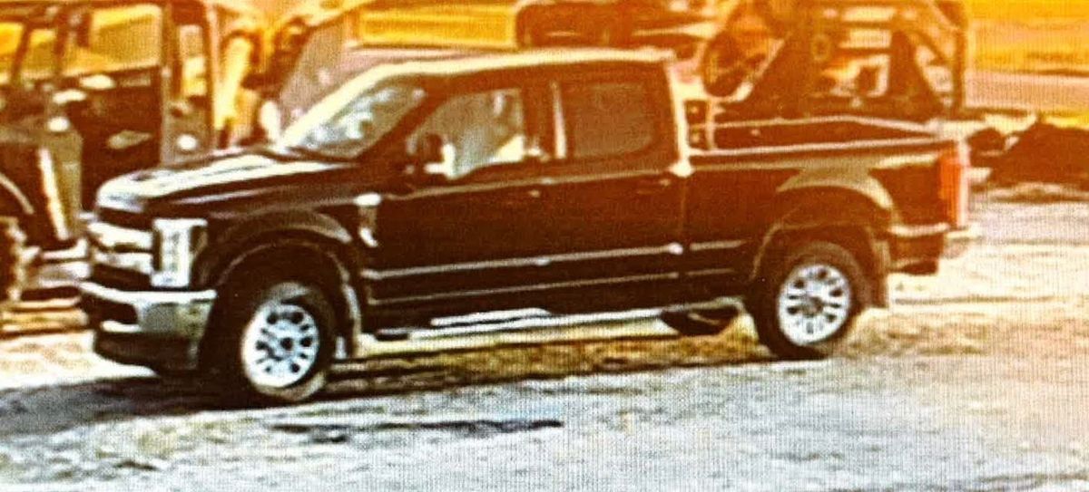 Dexter police seek public’s help to identify suspect in trailer and mo...