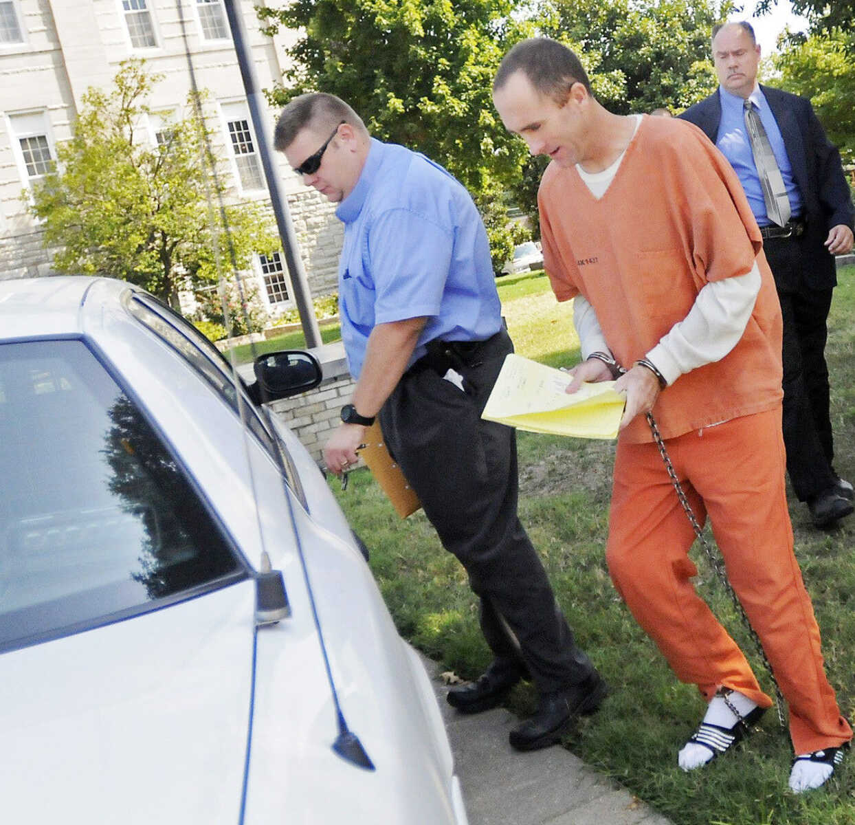 Prosecutor says Waller confessed