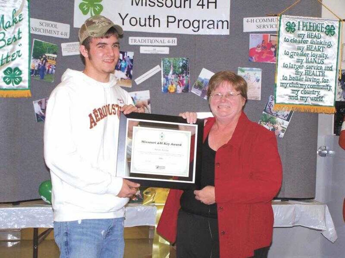 County 4-H clubs hold awards banquet