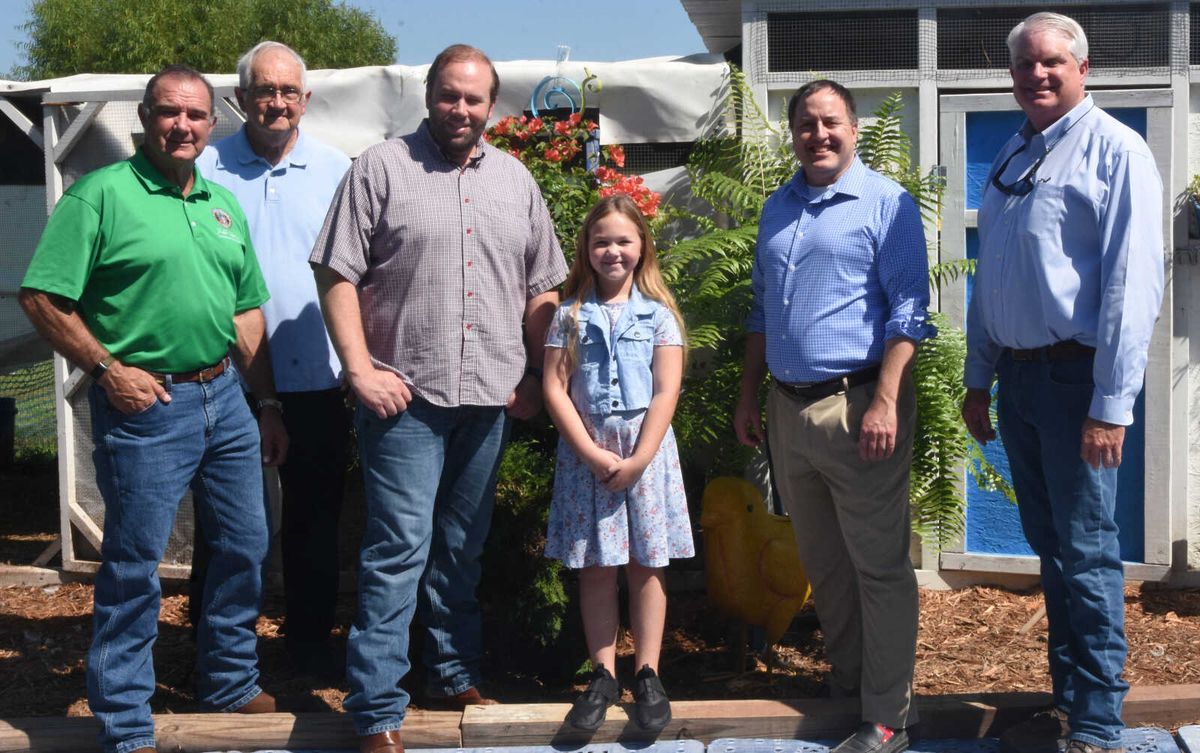 Congressman Jason Smith's Farm Tour stops at Harty Duck Farm