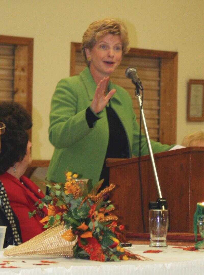 Robin Carnahan wows Dems at Bess Truman dinner