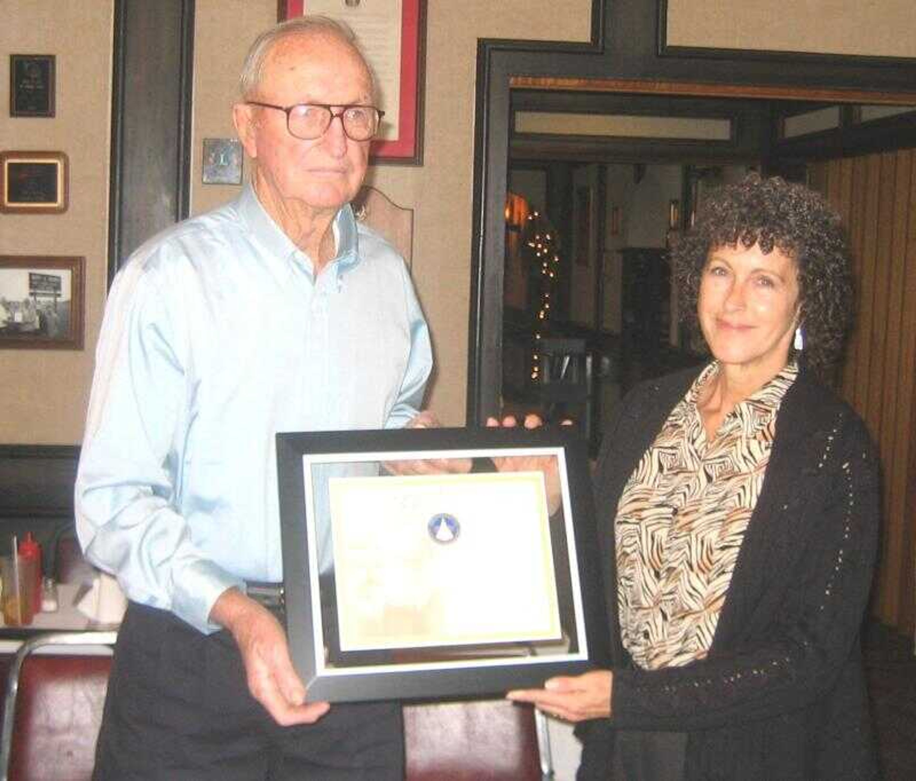 Hopwood gets Wright Bros. award from FAA