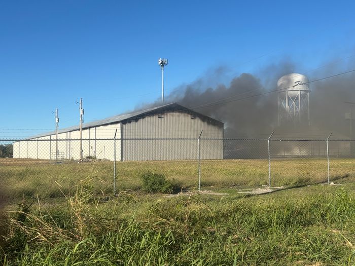 Crews respond to Sikeston storage unit blaze on Tuesday