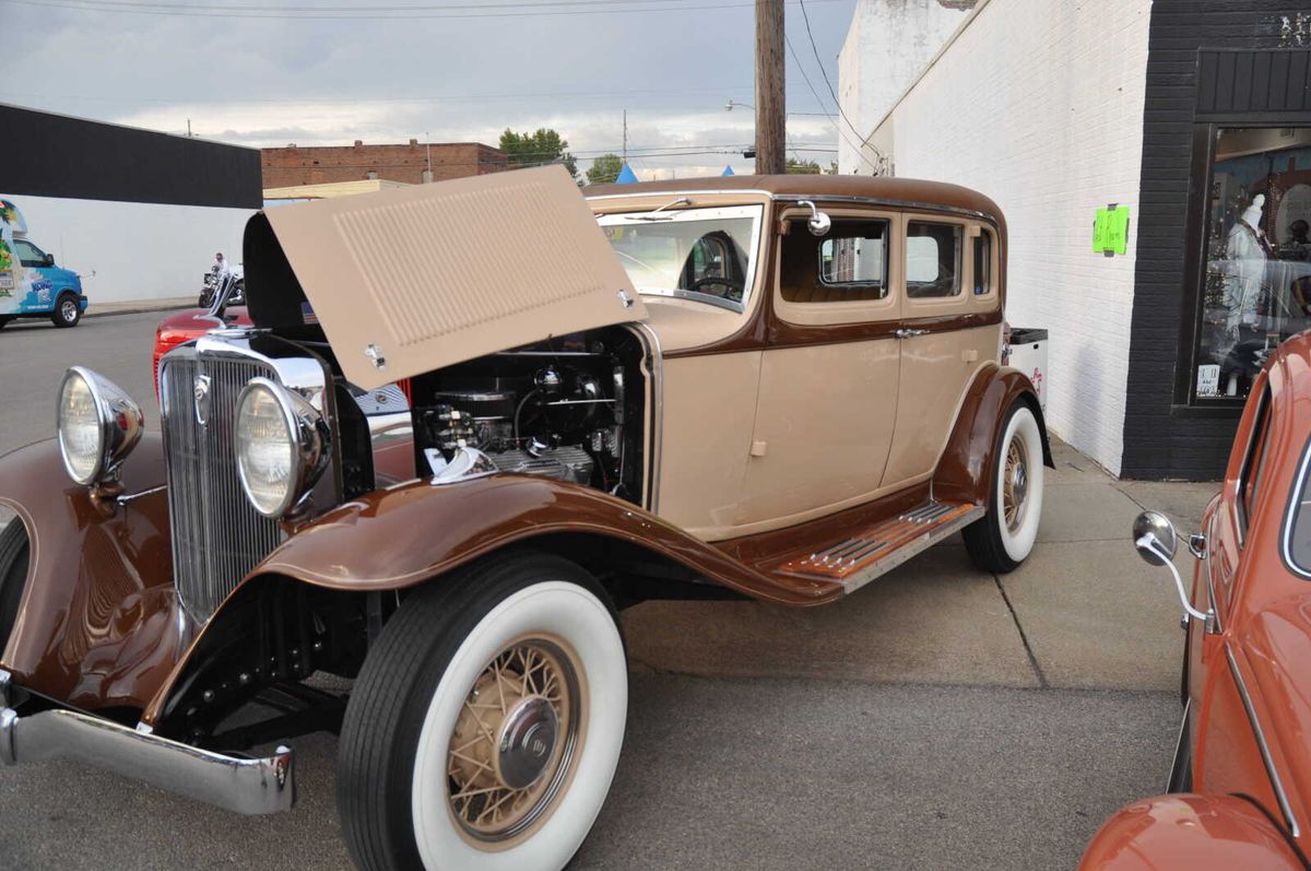 Cruisin' Dexter event held dowtown